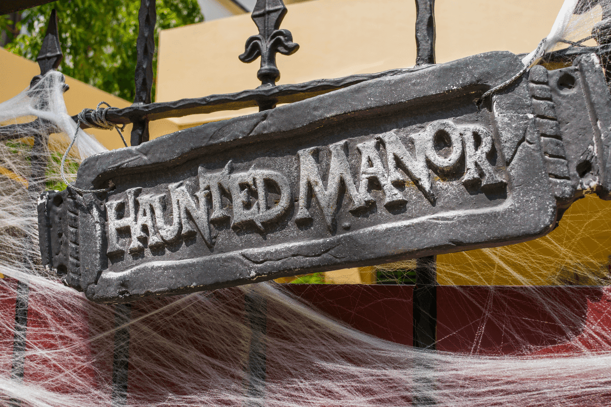 10 Key Events on the Halloween History Timeline