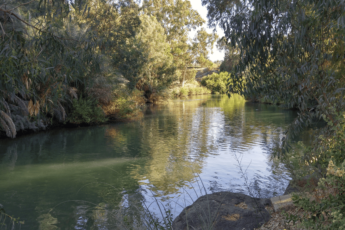 Explore 12 Ancient Biblical Sites in Israel