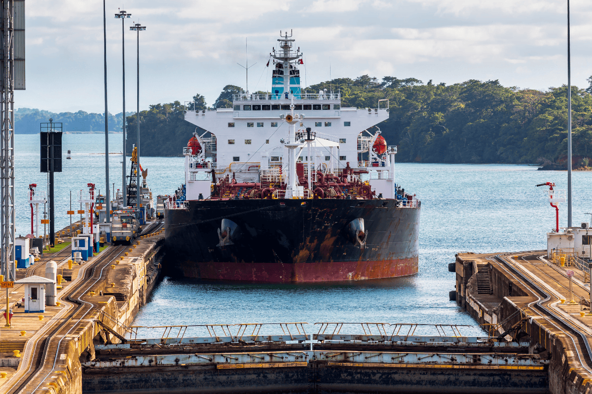 11 Mind-Blowing Facts About Constructing the Panama Canal